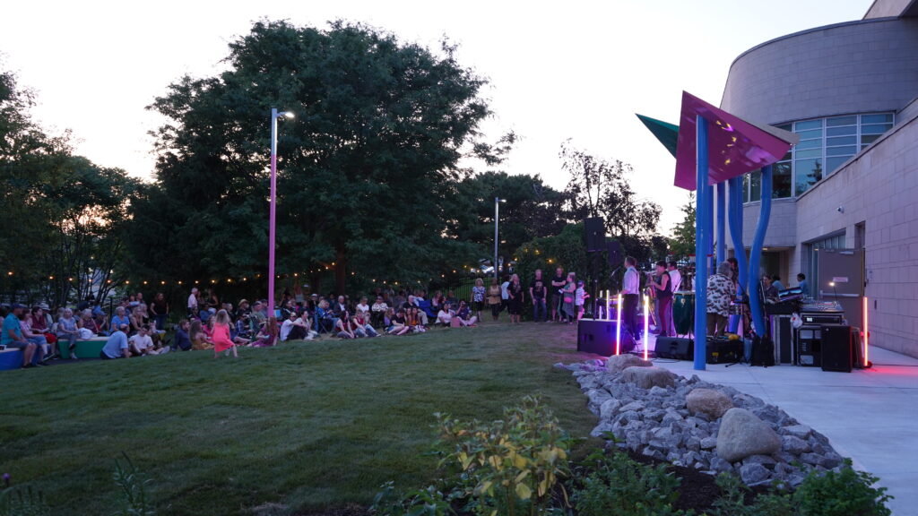 Welcome - The Robert McLaughlin Gallery