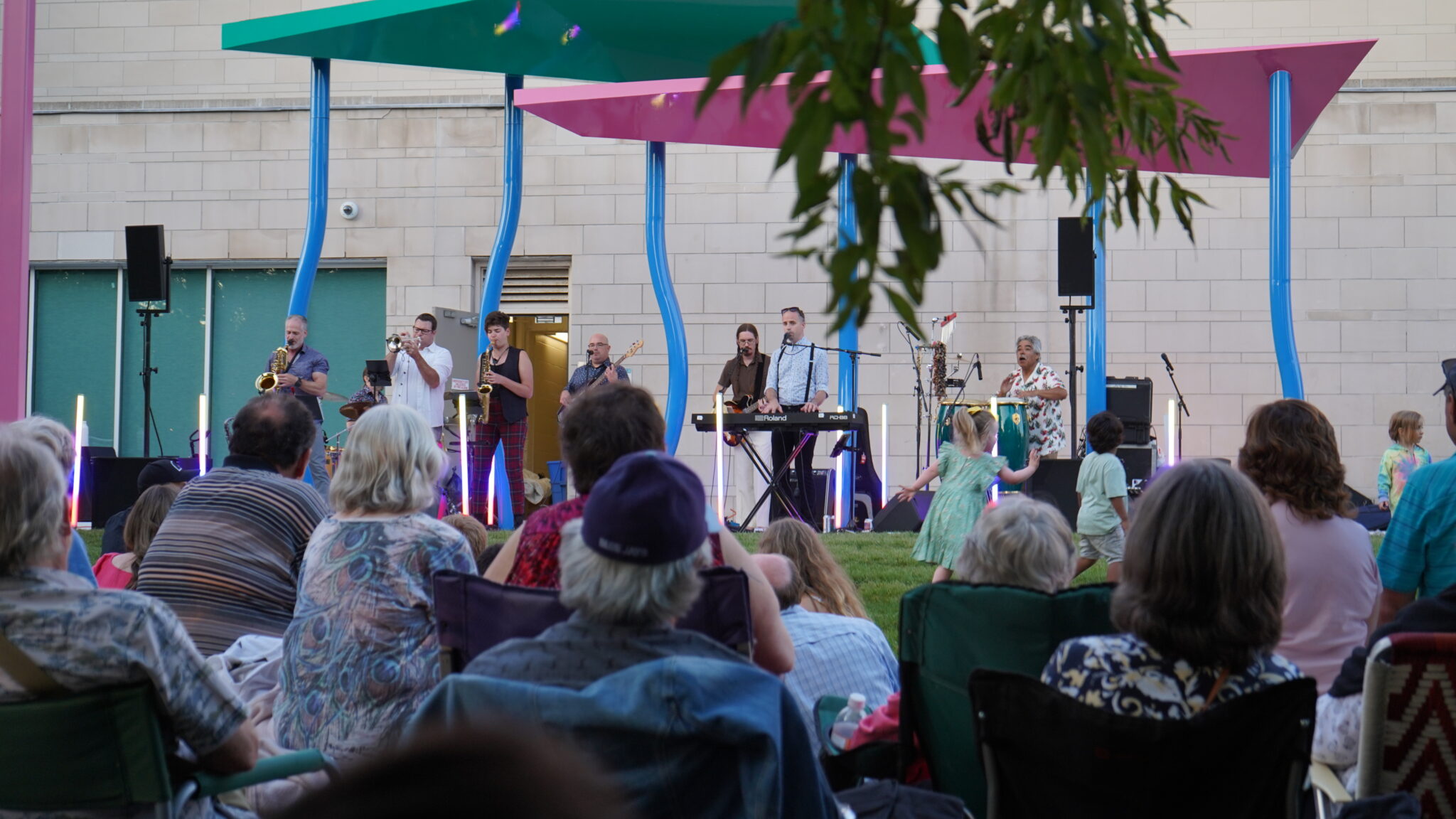 Courtyard Concerts - The Robert McLaughlin Gallery